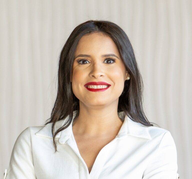 Nosotros - Inversiones Santa Cruz